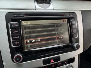 Melns Volkswagen Passat 2012 Jonava, ar dzinēja tilpumu 2.00 L un nobraukumu 330 tūkst. km par 6499 €, foto 27 vietnē AUTOMOTO.COM.LV