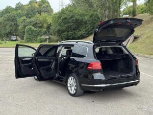 Melns Volkswagen Passat 2012 Jonava, ar dzinēja tilpumu 2.00 L un nobraukumu 330 tūkst. km par 6499 €, foto 36 vietnē AUTOMOTO.COM.LV