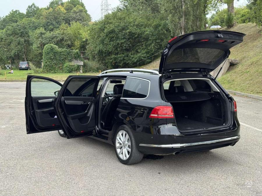 Melns Volkswagen Passat 2012 Jonava, ar dzinēja tilpumu 2.00 L un nobraukumu 330 tūkst. km par 6499 €, foto 36 vietnē AUTOMOTO.COM.LV
