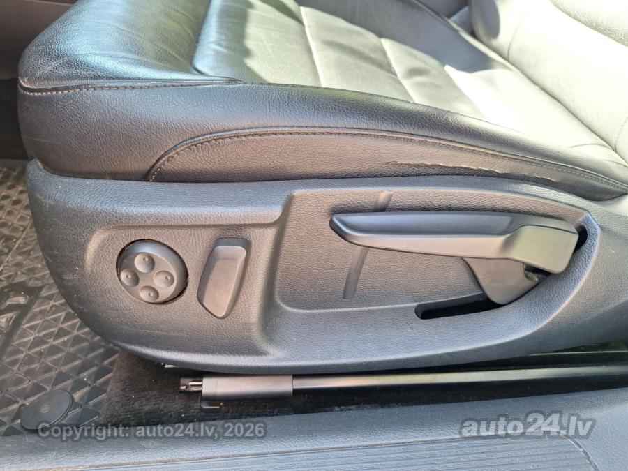 Melns Volkswagen Passat 2012 Tallina, ar dzinēja tilpumu 1.40 L un nobraukumu 219 tūkst. km par 5500 €, foto 12 vietnē AUTOMOTO.COM.LV