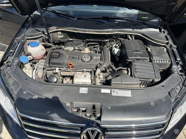Melns Volkswagen Passat 2012 Viļņa, ar dzinēja tilpumu 1.39 L un nobraukumu 241 tūkst. km par 3999 €, foto 1 vietnē AUTOMOTO.COM.LV