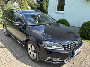 Black Volkswagen Passat 2012 in Vilnius, with an engine capacity of 1.39 L and mileage of 241 thousand km for 3999 €, photo 8 on AUTOMOTO.COM.LV