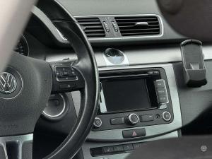 Black Volkswagen Passat 2012 in Vilnius, with an engine capacity of 1.97 L and mileage of 282 thousand km for 6400 €, photo 11 on AUTOMOTO.COM.LV