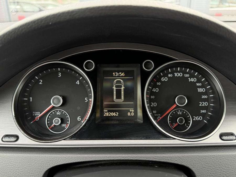 Black Volkswagen Passat 2012 in Vilnius, with an engine capacity of 1.97 L and mileage of 282 thousand km for 6400 €, photo 14 on AUTOMOTO.COM.LV
