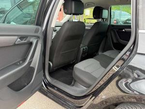 Black Volkswagen Passat 2012 in Vilnius, with an engine capacity of 1.97 L and mileage of 282 thousand km for 6400 €, photo 21 on AUTOMOTO.COM.LV