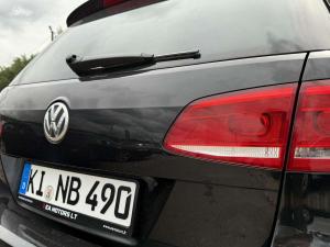 Black Volkswagen Passat 2012 in Vilnius, with an engine capacity of 1.97 L and mileage of 282 thousand km for 6400 €, photo 30 on AUTOMOTO.COM.LV