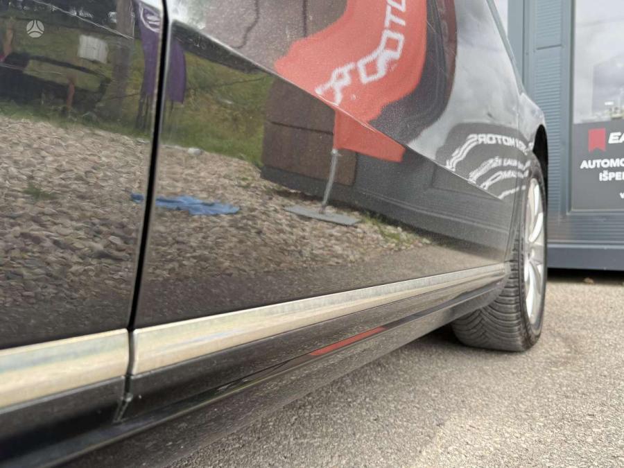 Black Volkswagen Passat 2012 in Vilnius, with an engine capacity of 1.97 L and mileage of 282 thousand km for 6400 €, photo 43 on AUTOMOTO.COM.LV