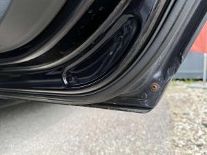 Black Volkswagen Passat 2012 in Vilnius, with an engine capacity of 1.97 L and mileage of 282 thousand km for 6400 €, photo 48 on AUTOMOTO.COM.LV