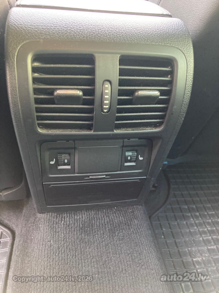 Melns Volkswagen Passat 2012 Viljandi, ar dzinēja tilpumu 2.00 L un nobraukumu 222 tūkst. km par 5199 €, foto 14 vietnē AUTOMOTO.COM.LV