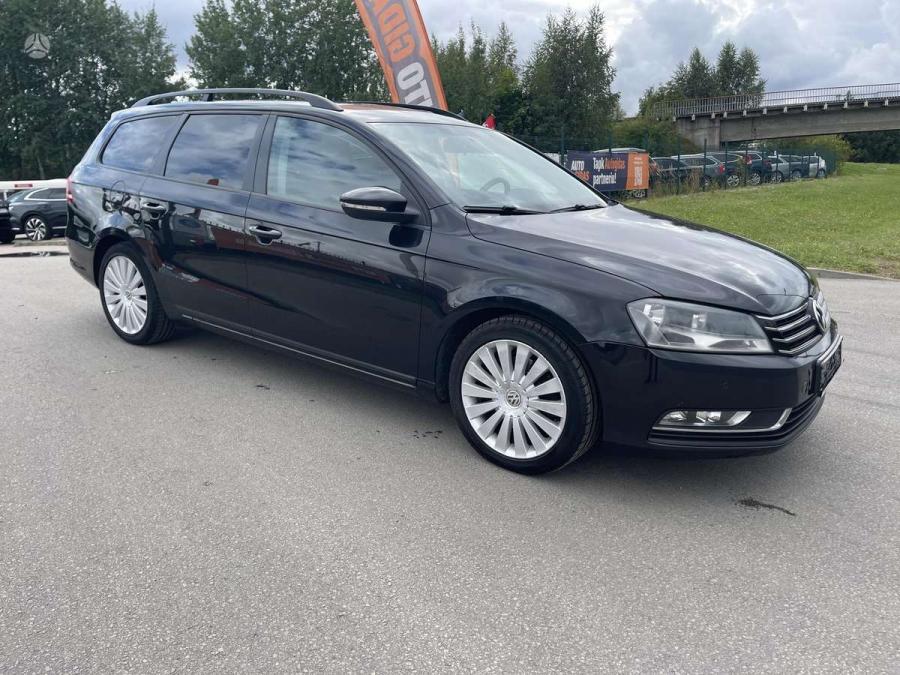 Melns Volkswagen Passat 2012 Kauņa, ar dzinēja tilpumu 1.60 L un nobraukumu 256 tūkst. km par 4650 €, foto 3 vietnē AUTOMOTO.COM.LV