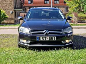Black Volkswagen Passat 2012 in Vilnius, with an engine capacity of 1.97 L and mileage of 249 thousand km for 4250 €, photo 3 on AUTOMOTO.COM.LV