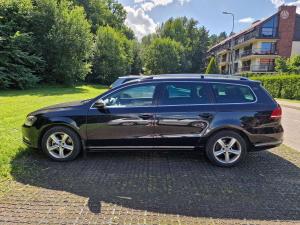 Black Volkswagen Passat 2012 in Vilnius, with an engine capacity of 1.97 L and mileage of 249 thousand km for 4250 €, photo 9 on AUTOMOTO.COM.LV