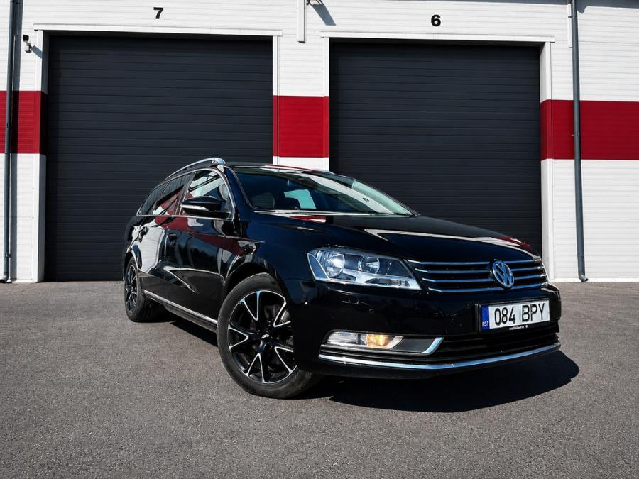 Black Volkswagen Passat 2012 in Parnu, with an engine capacity of 0.00 L and mileage of 281 thousand km for 4900 €, photo 15 on AUTOMOTO.COM.LV