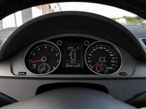 Black Volkswagen Passat 2012 in Parnu, with an engine capacity of 0.00 L and mileage of 281 thousand km for 4900 €, photo 25 on AUTOMOTO.COM.LV