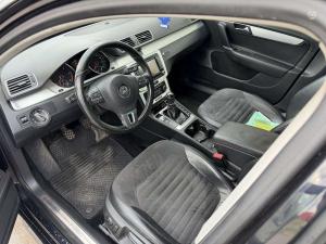 Melns Volkswagen Passat 2012 Kauņa, ar dzinēja tilpumu 2.00 L un nobraukumu 344 tūkst. km par 2600 €, foto 16 vietnē AUTOMOTO.COM.LV