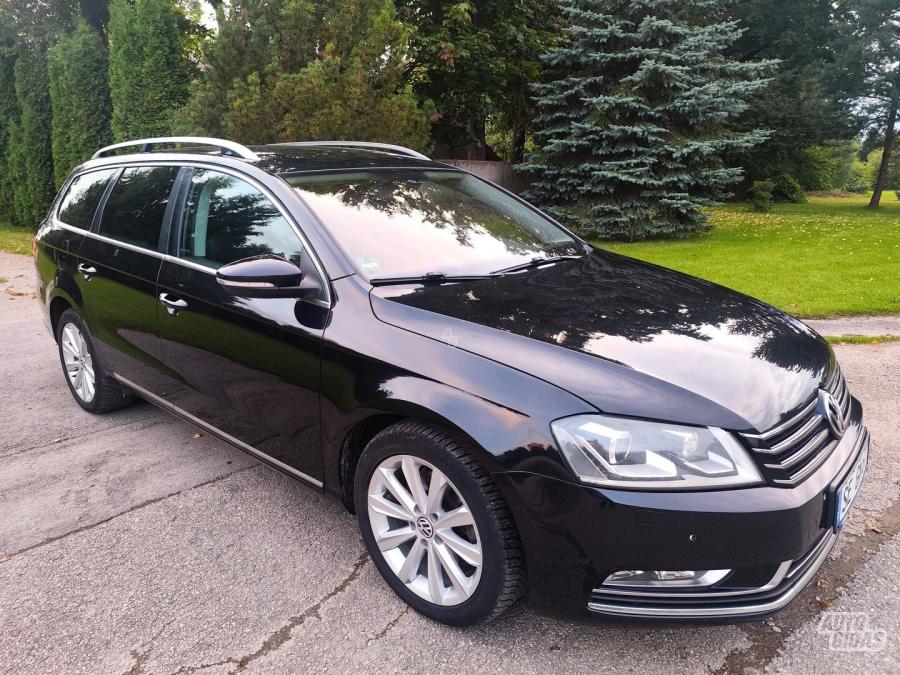 Black Volkswagen Passat 2012 in Mazeikiai, with an engine capacity of 2.00 L and mileage of 248 thousand km for 5900 €, photo 8 on AUTOMOTO.COM.LV