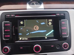 Black Volkswagen Passat 2012 in Mazeikiai, with an engine capacity of 2.00 L and mileage of 248 thousand km for 5900 €, photo 30 on AUTOMOTO.COM.LV