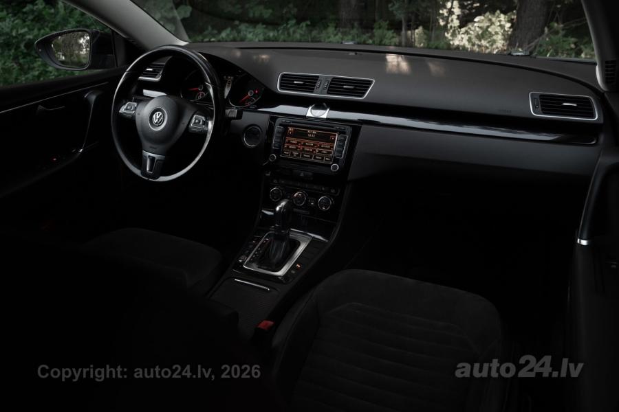 Black Volkswagen Passat 2012 in Tallinn, with an engine capacity of 1.80 L and mileage of 331 thousand km for 5200 €, photo 10 on AUTOMOTO.COM.LV