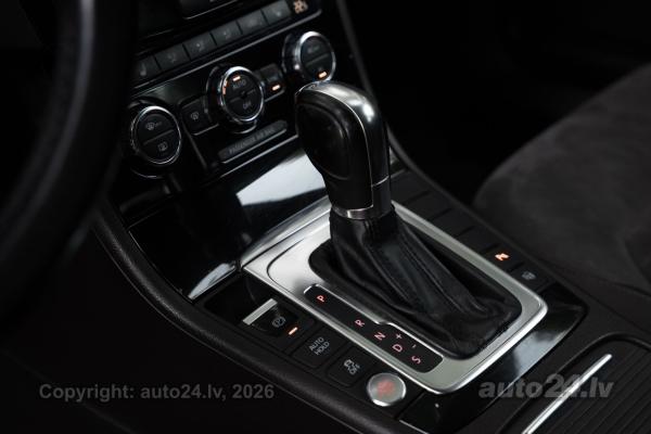 Black Volkswagen Passat 2012 in Tallinn, with an engine capacity of 1.80 L and mileage of 331 thousand km for 5200 €, photo 11 on AUTOMOTO.COM.LV
