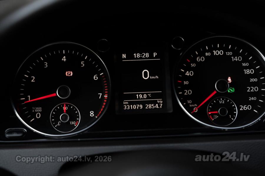 Black Volkswagen Passat 2012 in Tallinn, with an engine capacity of 1.80 L and mileage of 331 thousand km for 5200 €, photo 12 on AUTOMOTO.COM.LV