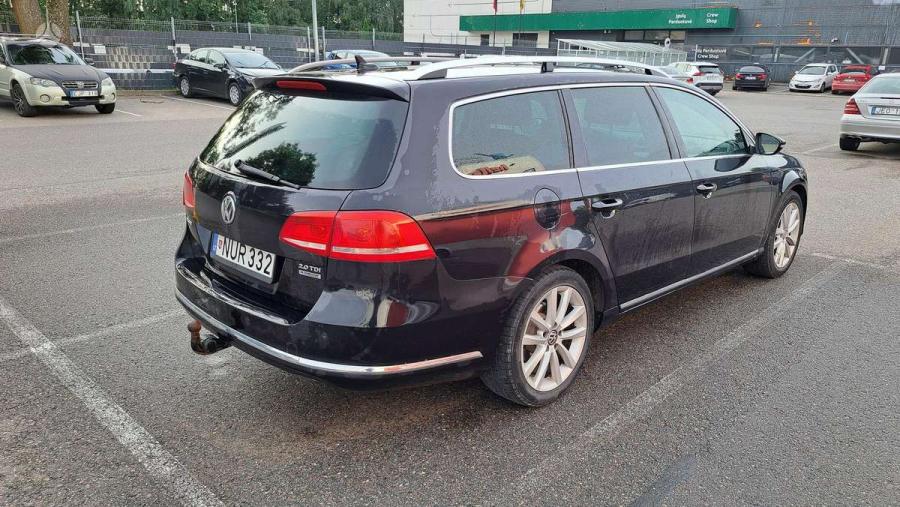 Melns Volkswagen Passat 2012 Viļņa, ar dzinēja tilpumu 1.97 L un nobraukumu 325 tūkst. km par 2999 €, foto 5 vietnē AUTOMOTO.COM.LV