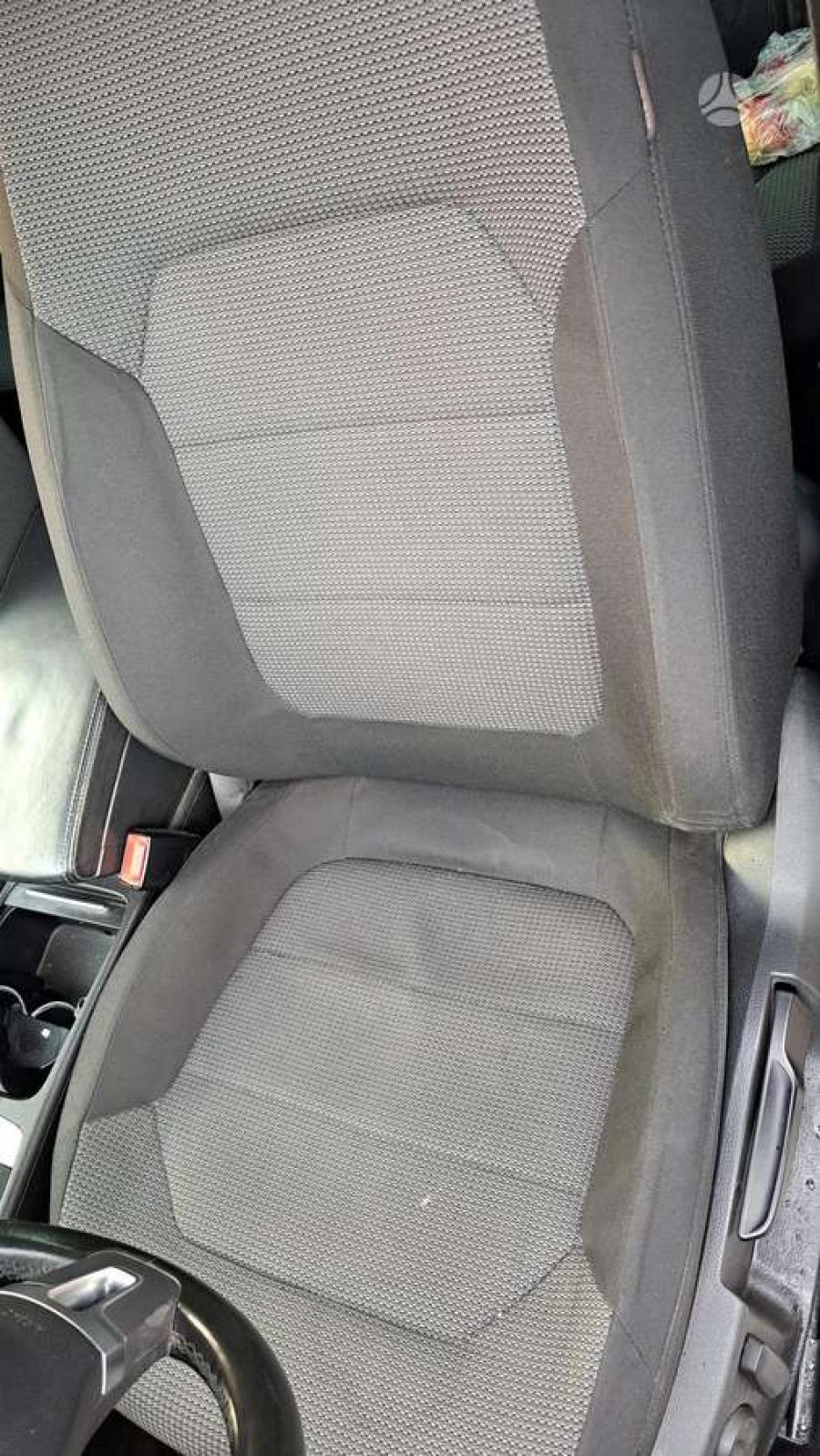 Melns Volkswagen Passat 2012 Viļņa, ar dzinēja tilpumu 1.97 L un nobraukumu 325 tūkst. km par 2999 €, foto 11 vietnē AUTOMOTO.COM.LV