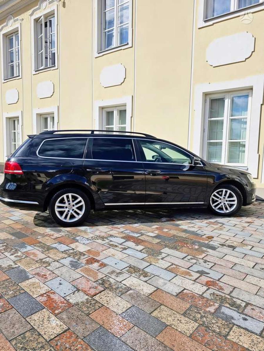 Black Volkswagen Passat 2012 in Kaisiadorys, with an engine capacity of 2.00 L and mileage of 399 thousand km for 4400 €, photo 16 on AUTOMOTO.COM.LV