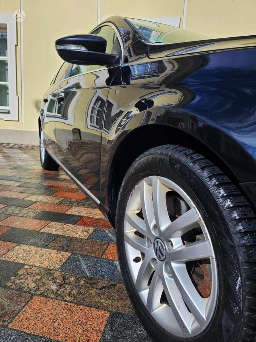Black Volkswagen Passat 2012 in Kaisiadorys, with an engine capacity of 2.00 L and mileage of 399 thousand km for 4400 €, photo 24 on AUTOMOTO.COM.LV