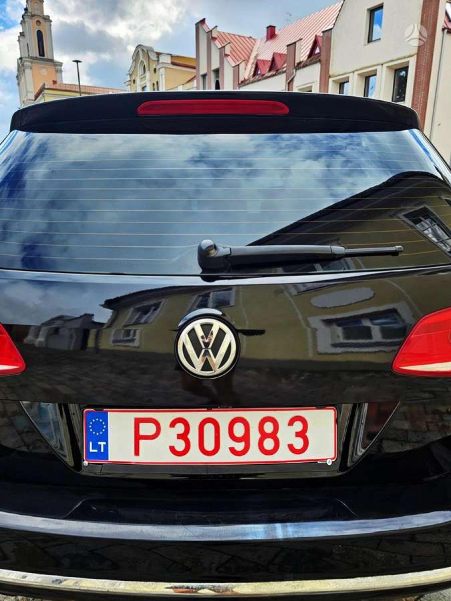 Black Volkswagen Passat 2012 in Kaisiadorys, with an engine capacity of 2.00 L and mileage of 399 thousand km for 4400 €, photo 38 on AUTOMOTO.COM.LV