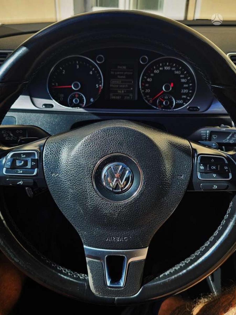 Black Volkswagen Passat 2012 in Kaisiadorys, with an engine capacity of 2.00 L and mileage of 399 thousand km for 4400 €, photo 40 on AUTOMOTO.COM.LV
