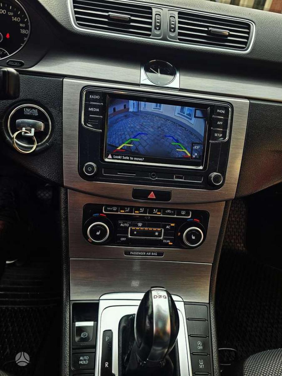 Black Volkswagen Passat 2012 in Kaisiadorys, with an engine capacity of 2.00 L and mileage of 399 thousand km for 4400 €, photo 46 on AUTOMOTO.COM.LV