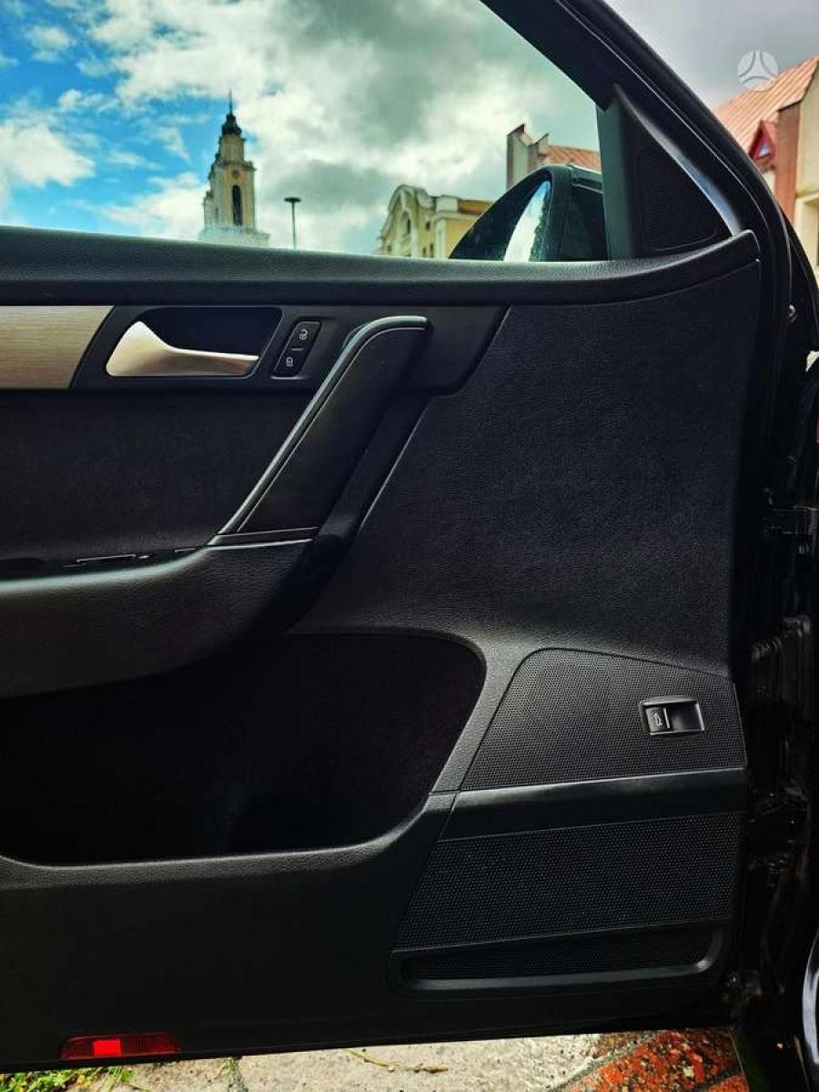 Black Volkswagen Passat 2012 in Kaisiadorys, with an engine capacity of 2.00 L and mileage of 399 thousand km for 4400 €, photo 49 on AUTOMOTO.COM.LV