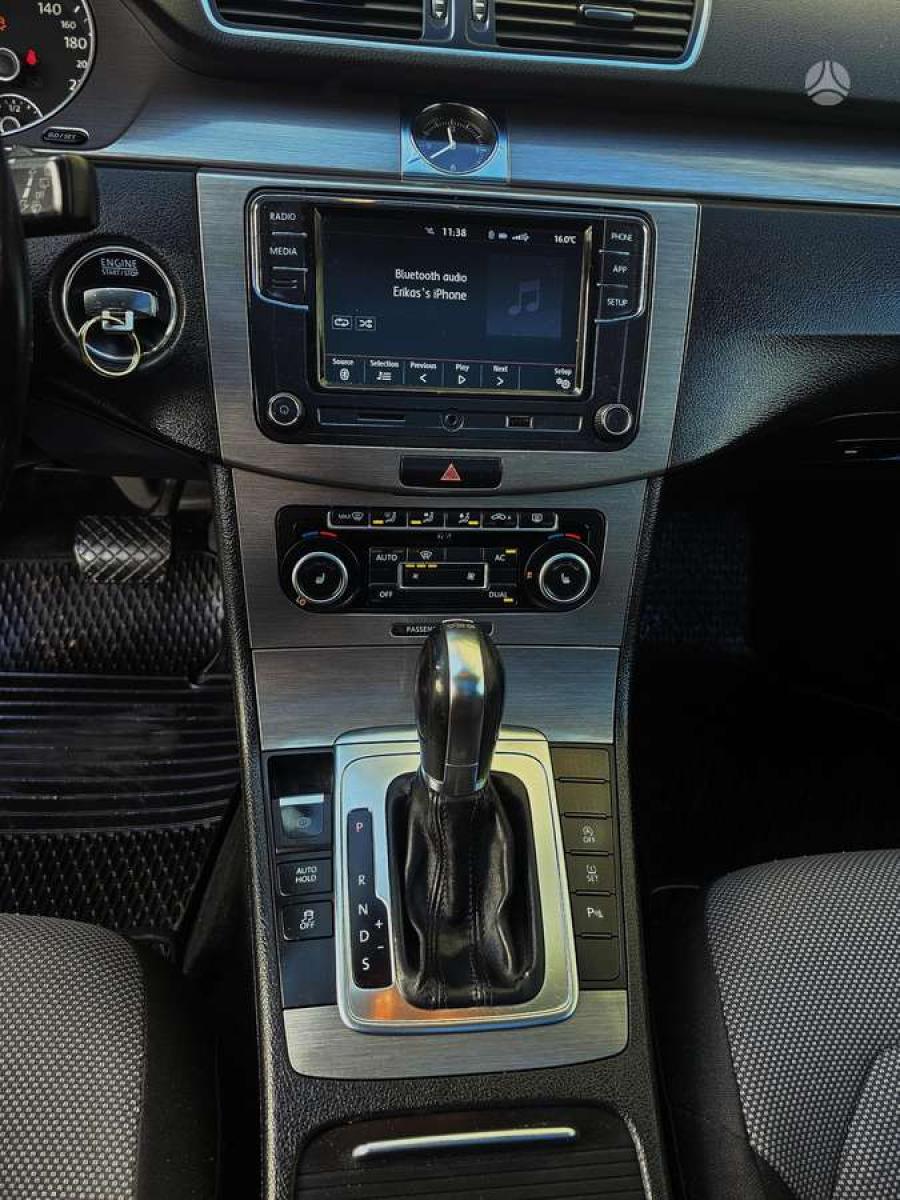 Black Volkswagen Passat 2012 in Kaisiadorys, with an engine capacity of 2.00 L and mileage of 399 thousand km for 4400 €, photo 52 on AUTOMOTO.COM.LV