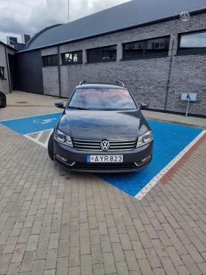 Black Volkswagen Passat 2012 in Marijampole, with an engine capacity of 1.97 L and mileage of 480 thousand km for 2900 €, photo  on AUTOMOTO.COM.LV