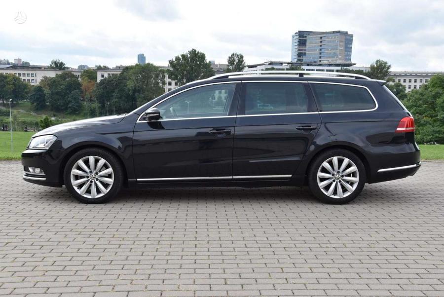 Melns Volkswagen Passat 2012 Viļņa, ar dzinēja tilpumu 1.97 L un nobraukumu 289 tūkst. km par 6300 €, foto 4 vietnē AUTOMOTO.COM.LV