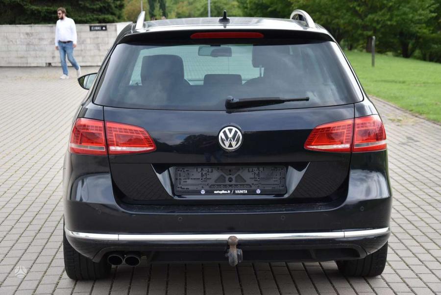 Melns Volkswagen Passat 2012 Viļņa, ar dzinēja tilpumu 1.97 L un nobraukumu 289 tūkst. km par 6300 €, foto 5 vietnē AUTOMOTO.COM.LV
