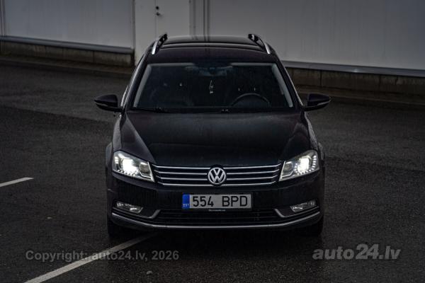 Black Volkswagen Passat 2012 in Tallinn, with an engine capacity of 1.40 L and mileage of 360 thousand km for 3999 €, photo 3 on AUTOMOTO.COM.LV