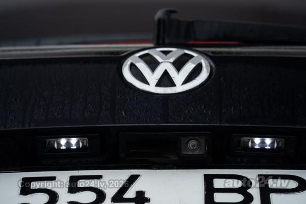 Black Volkswagen Passat 2012 in Tallinn, with an engine capacity of 1.40 L and mileage of 360 thousand km for 3999 €, photo 9 on AUTOMOTO.COM.LV