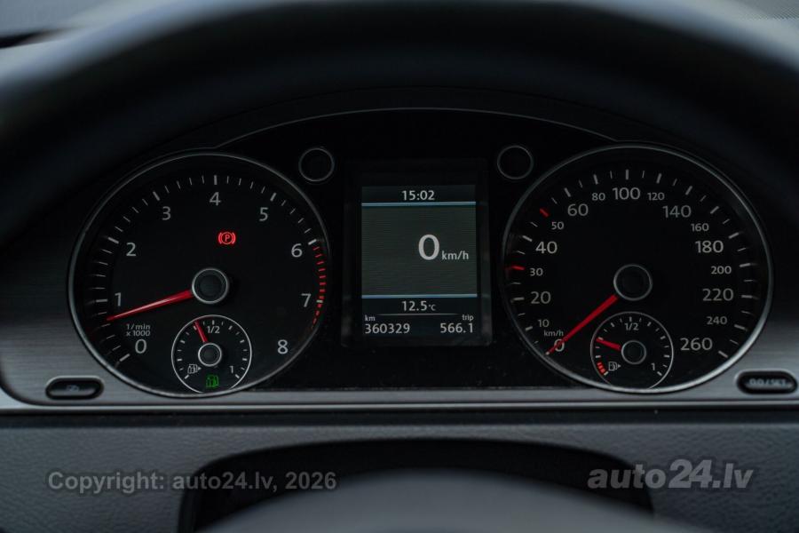 Black Volkswagen Passat 2012 in Tallinn, with an engine capacity of 1.40 L and mileage of 360 thousand km for 3999 €, photo 11 on AUTOMOTO.COM.LV