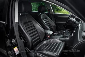 Black Volkswagen Passat 2012 in Tallinn, with an engine capacity of 1.40 L and mileage of 360 thousand km for 3999 €, photo 12 on AUTOMOTO.COM.LV