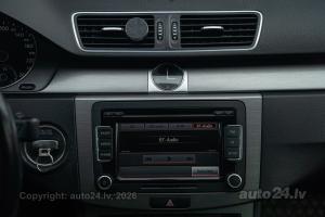 Black Volkswagen Passat 2012 in Tallinn, with an engine capacity of 1.40 L and mileage of 360 thousand km for 3999 €, photo 14 on AUTOMOTO.COM.LV