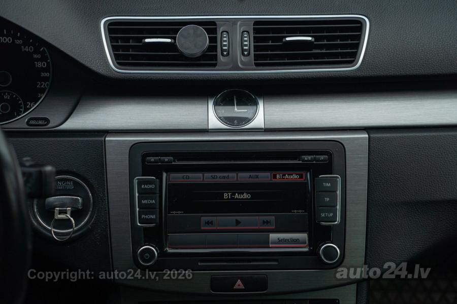 Black Volkswagen Passat 2012 in Tallinn, with an engine capacity of 1.40 L and mileage of 360 thousand km for 3999 €, photo 14 on AUTOMOTO.COM.LV