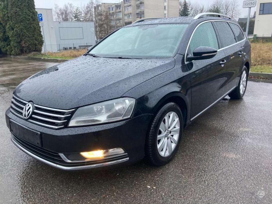 Melns Volkswagen Passat 2013 Kauņa, ar dzinēja tilpumu 1.60 L un nobraukumu 218 tūkst. km par 5950 €, foto 1 vietnē AUTOMOTO.COM.LV