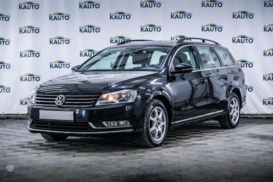 Black Volkswagen Passat 2013 in Kaunas, with an engine capacity of 2.00 L and mileage of 296 thousand km for 6790 €, photo 1 on AUTOMOTO.COM.LV