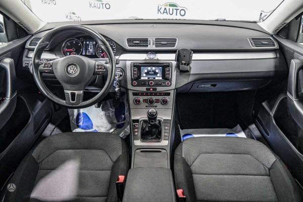 Melns Volkswagen Passat 2013 Kauņa, ar dzinēja tilpumu 2.00 L un nobraukumu 296 tūkst. km par 6790 €, foto 8 vietnē AUTOMOTO.COM.LV