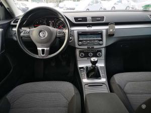 Melns Volkswagen Passat 2013 Radviliškis, ar dzinēja tilpumu 1.97 L un nobraukumu 289 tūkst. km par 5150 €, foto 7 vietnē AUTOMOTO.COM.LV