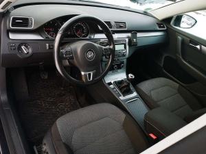 Melns Volkswagen Passat 2013 Radviliškis, ar dzinēja tilpumu 1.97 L un nobraukumu 289 tūkst. km par 5150 €, foto 10 vietnē AUTOMOTO.COM.LV