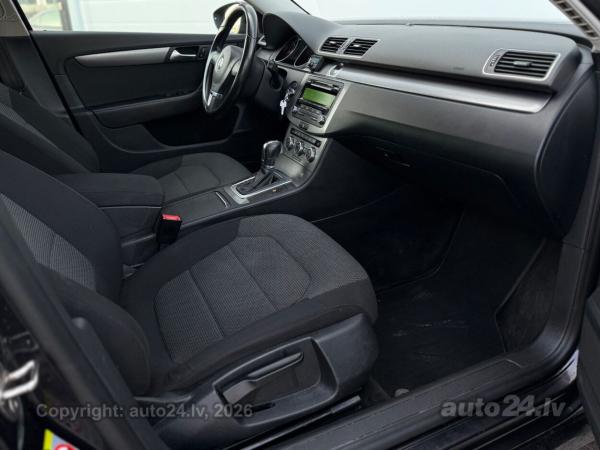 Melns Volkswagen Passat 2013 Tartu, ar dzinēja tilpumu 2.00 L un nobraukumu 240 tūkst. km par 5500 €, foto 9 vietnē AUTOMOTO.COM.LV