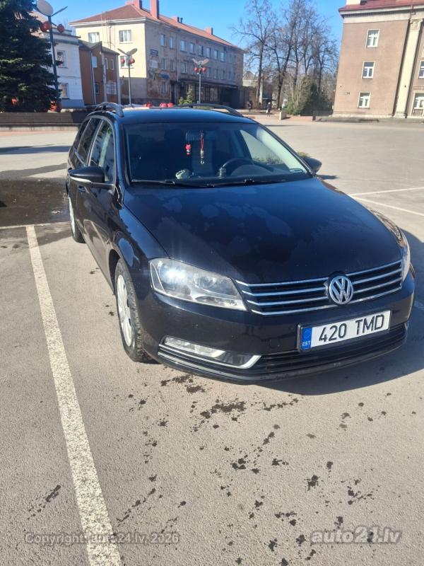 Black Volkswagen Passat 2013 in Tallinn, with an engine capacity of 2.00 L and mileage of 369 thousand km for 4900 €, photo 2 on AUTOMOTO.COM.LV