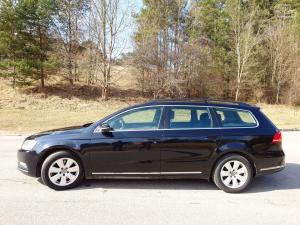 Black Volkswagen Passat 2013 in Vilnius, with an engine capacity of 1.60 L and mileage of 376 thousand km for 3790 €, photo 4 on AUTOMOTO.COM.LV